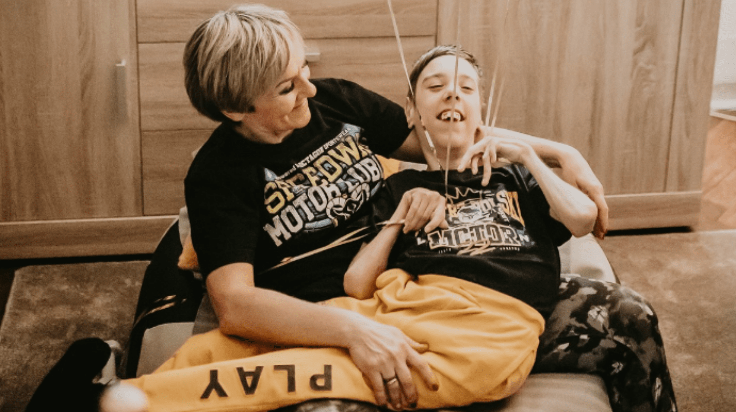 Zrzutka: Nowe mieszkanie dla mamy i mojego brata z MPD | Dominik Mrozowski